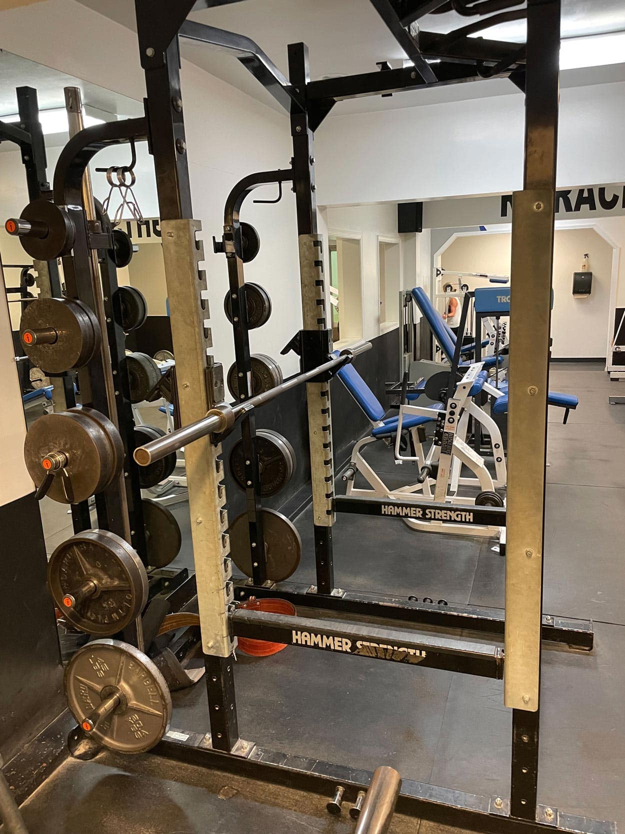 Weightlifting - Crossroads Sports & Fitness - Gym and Health Club